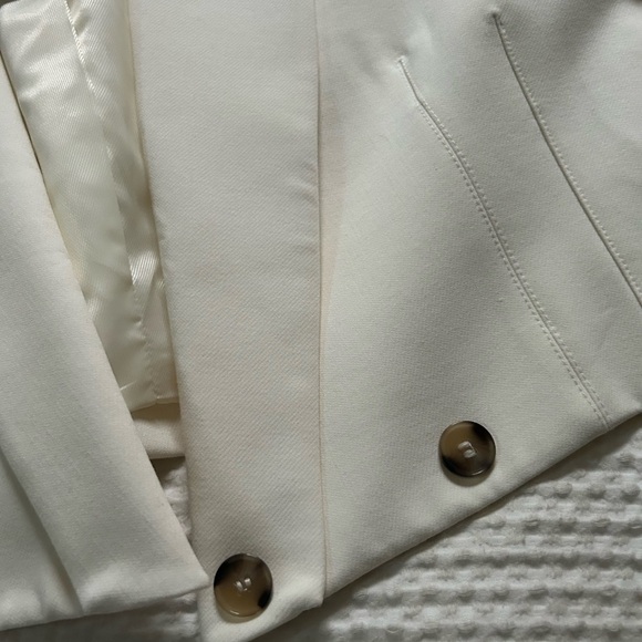 Zara | Jackets & Coats | Zara Cropped Structured Blazer | Poshmark